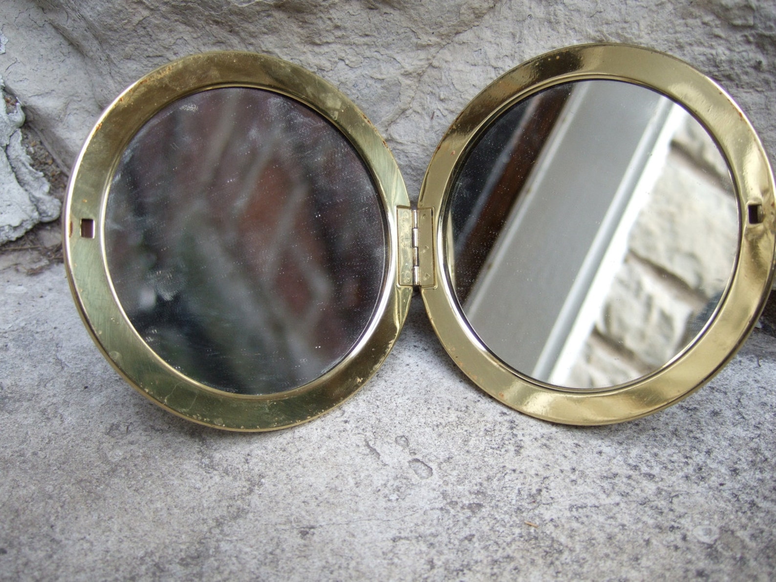 1950s Vanity Portrait Compact Mirror - Etsy
