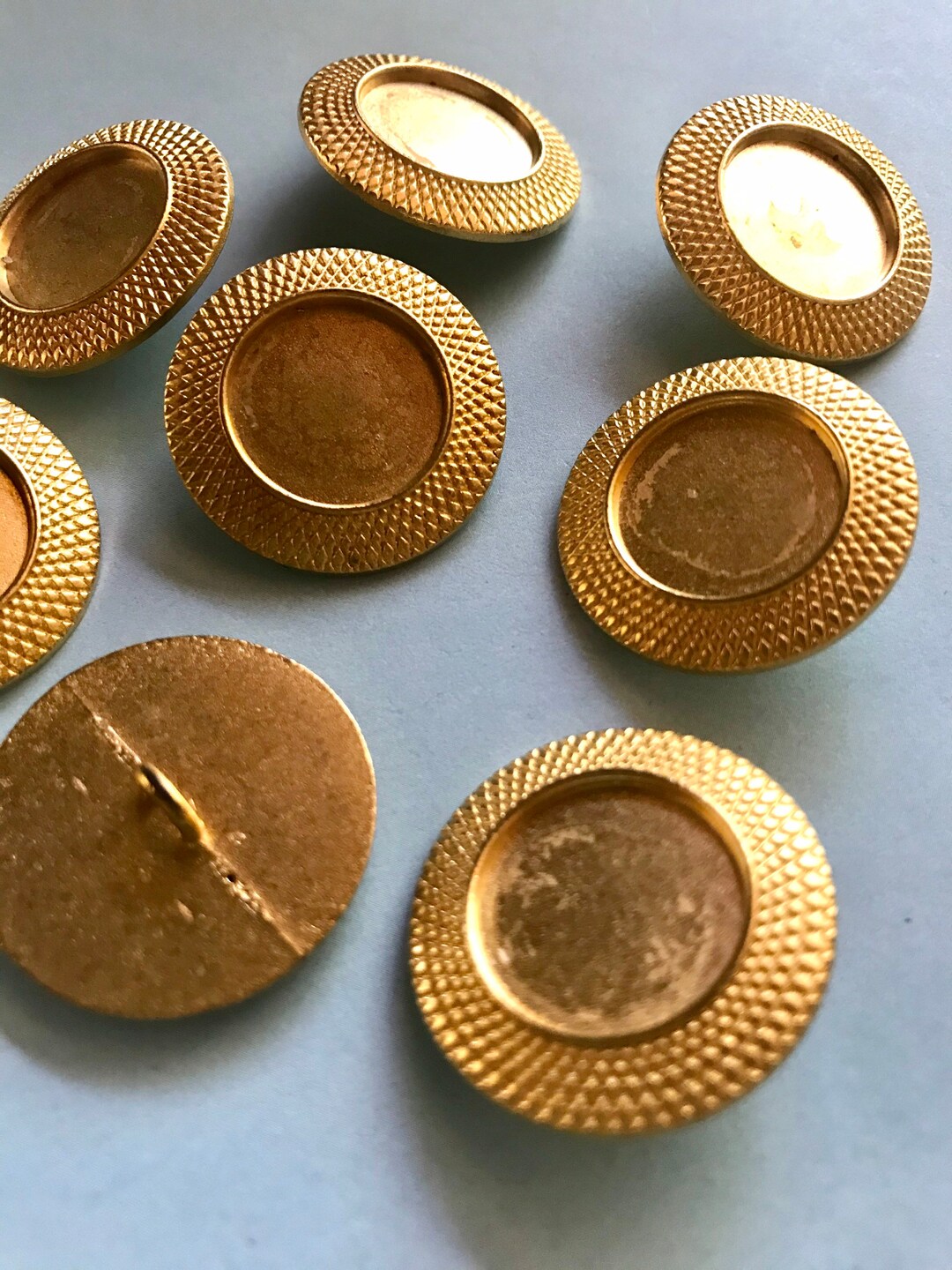 4 Vintage 25mm Gold Metal Buttons With a 15mm Bezel for Adornment With ...