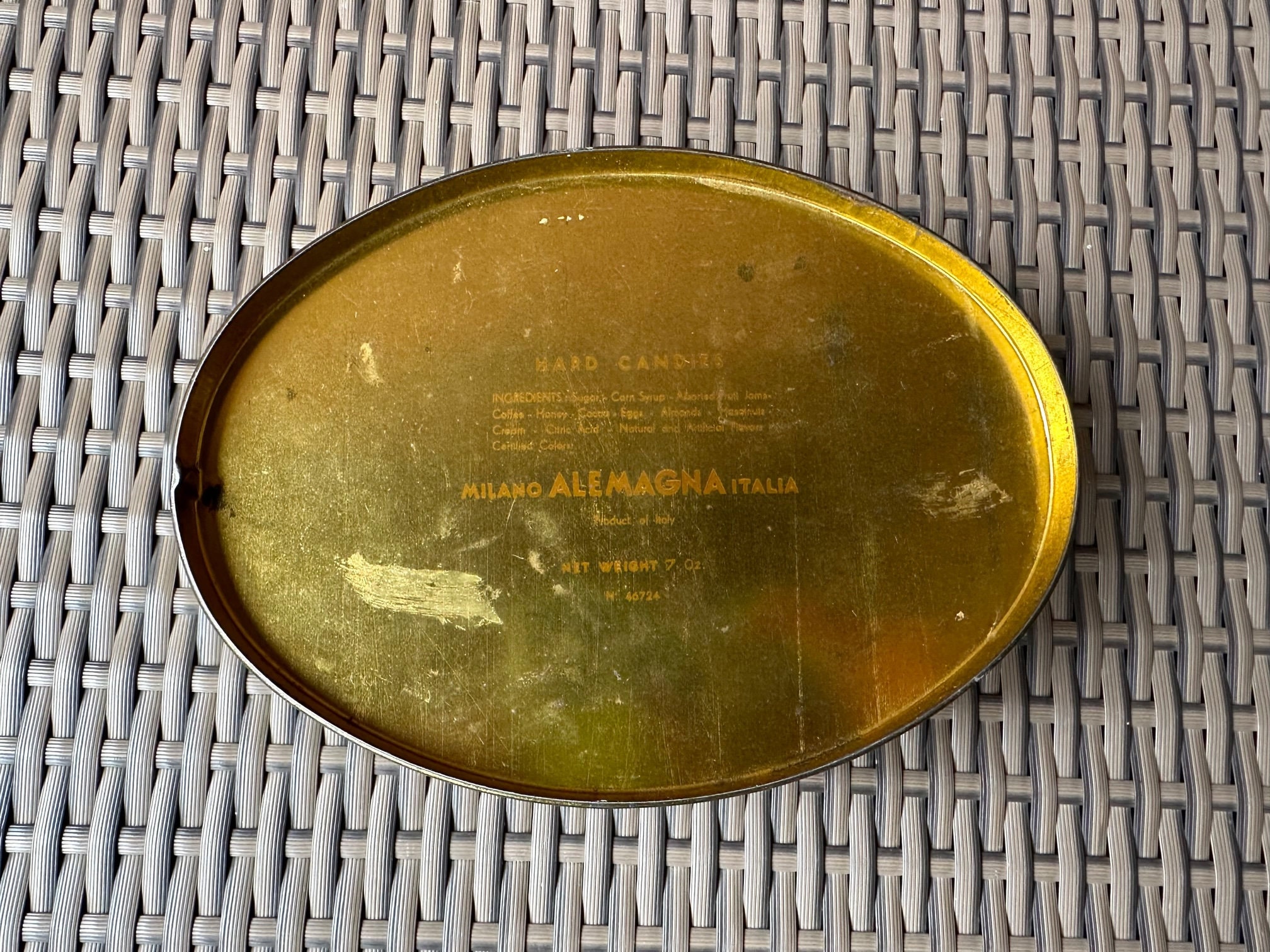 One Pound Vintage & Misc. Buttons in Oval Milano Alemagna - Etsy