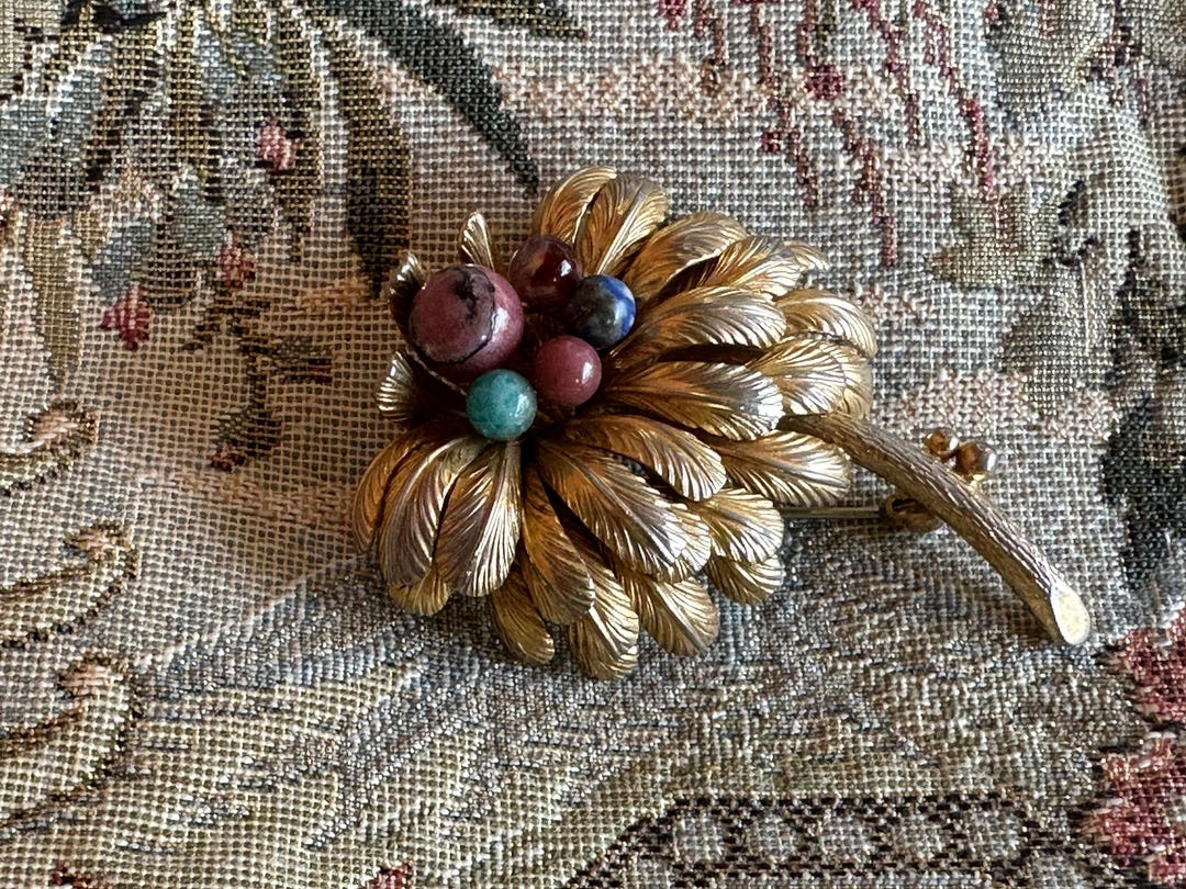 Grosse 1961 Gold Coconut Tree With Semi-precious Coconuts Brooch Signed ...