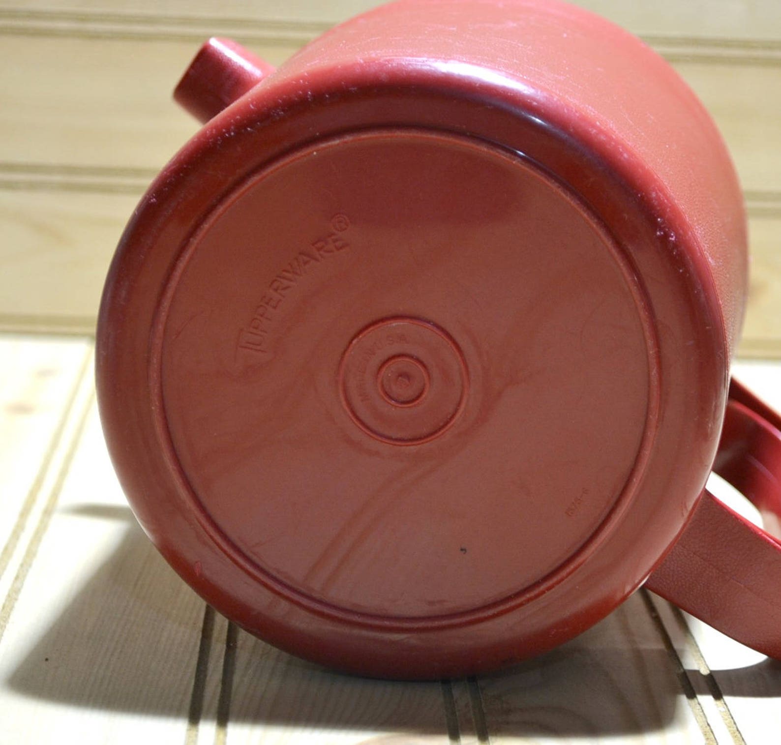Vintage Tupperware Pitcher 1-1/2 Quart Red Push Button Lid | Etsy
