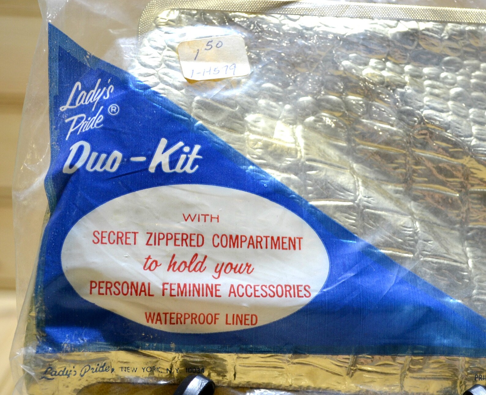 Vintage Lady's Pride Duo-kit Metallic Gold Soft Side - Etsy