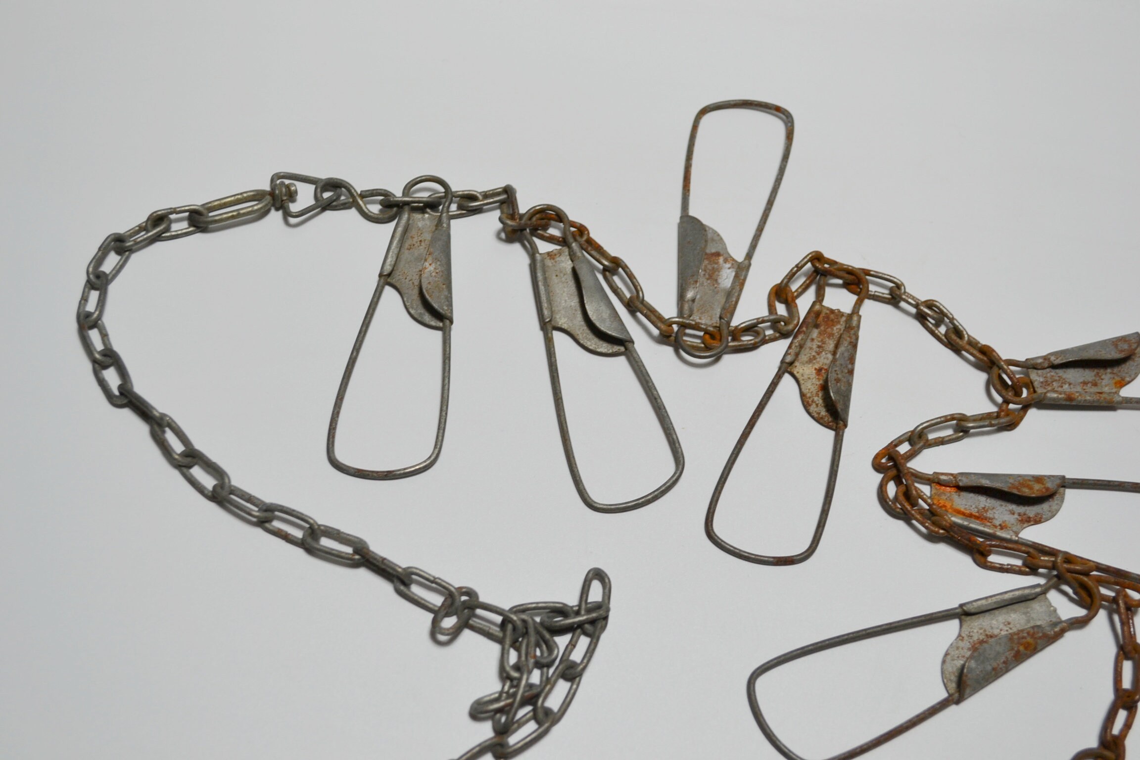 Vintage Rustic Metal Chain Fish Stringer Holder 9 Hooks Old Fishing ...