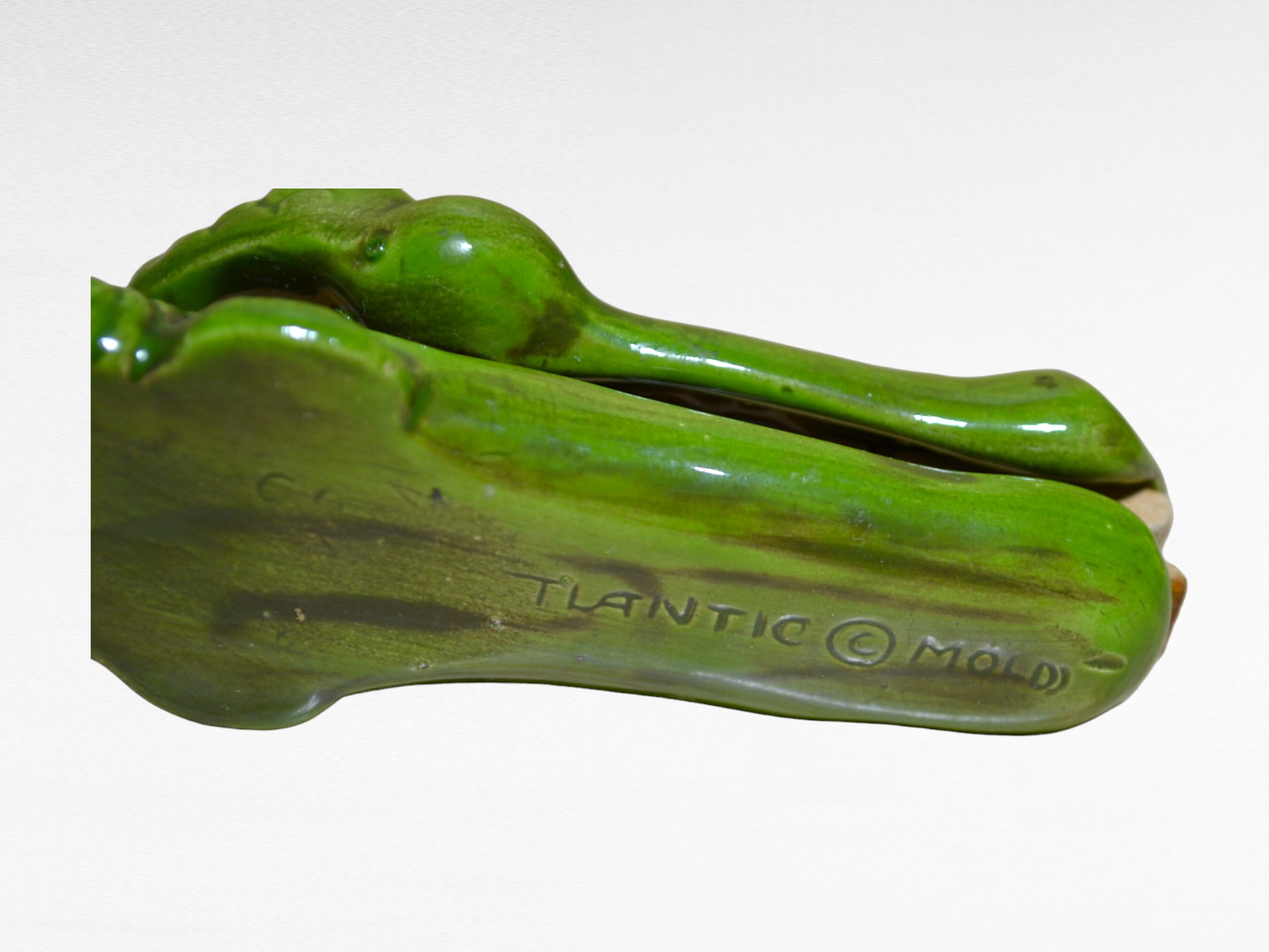 Vintage Atlantic Mold Gator Paper Clip Clothespin Recipe Letter Note ...