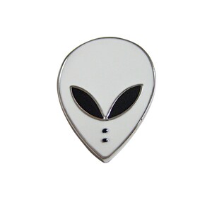 White Alien Head Magnet - Etsy