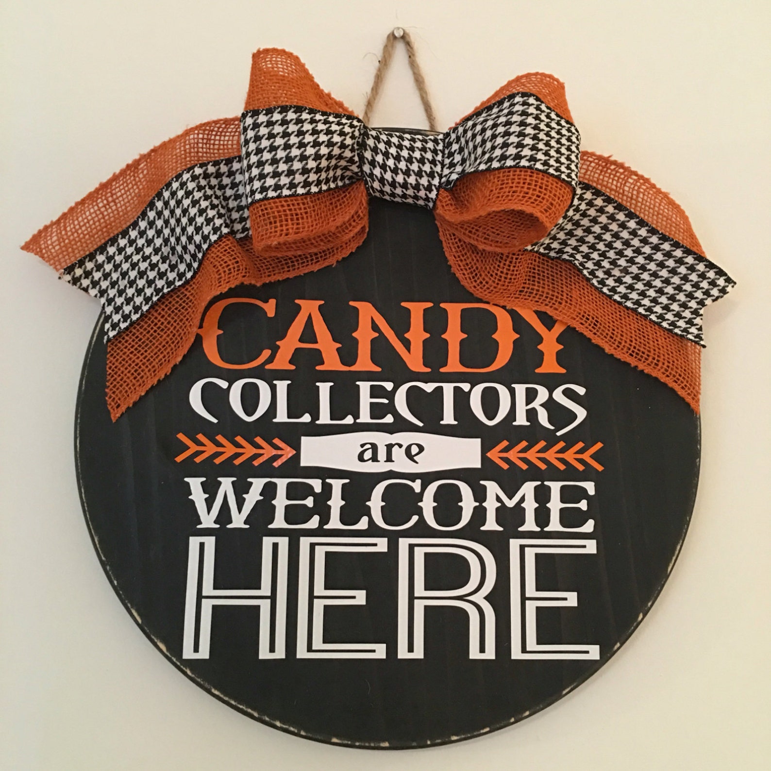 18 Round Halloween Candy Collector Wooden Door Sign / | Etsy