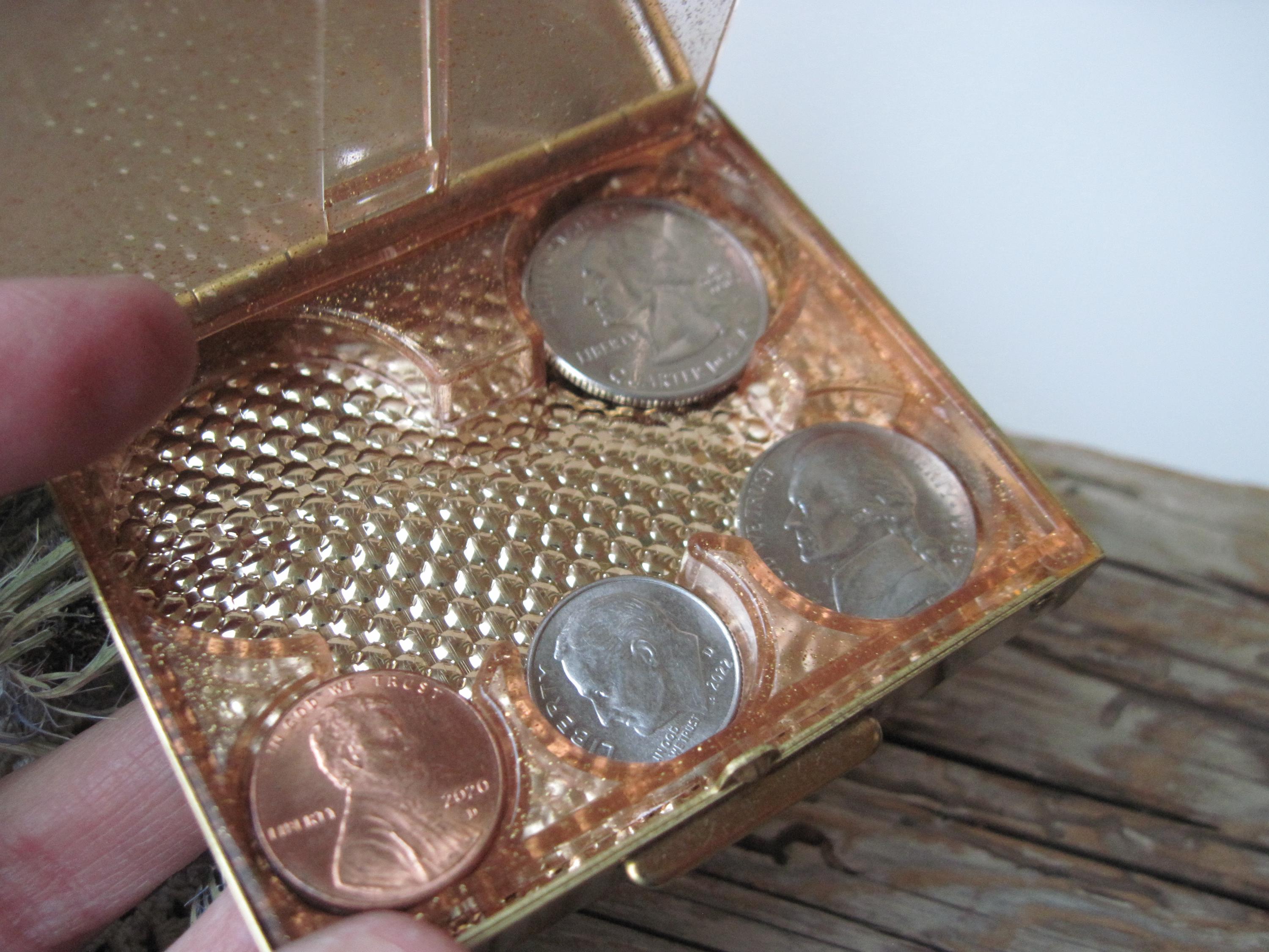 Vintage Gold Metal Compact Change Case With Dollar Sign - Etsy