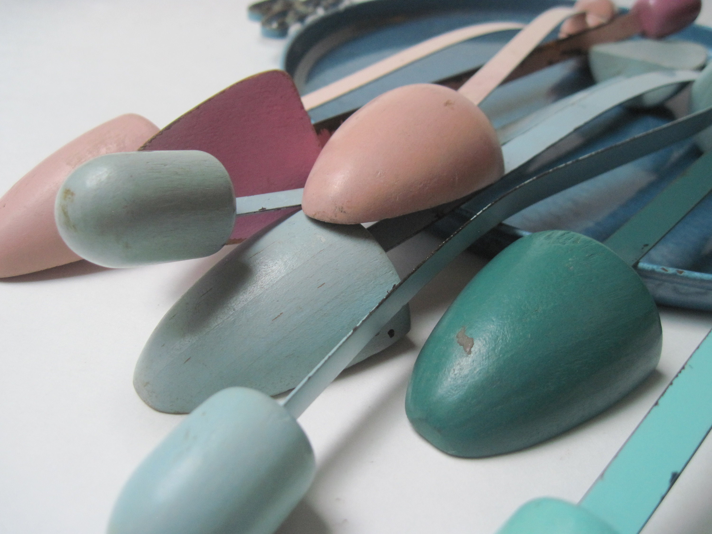 Vintage Lot of 8 Colored Shoe Slipper Shaper Stretcher Inserts - Etsy