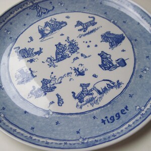 Vintage Spode Classic Pooh Discovery Disney Showcase Tigger Plate Made ...