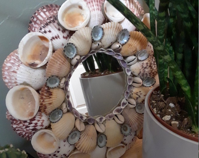 Vintage Round Shell Adorned Mirror - Etsy