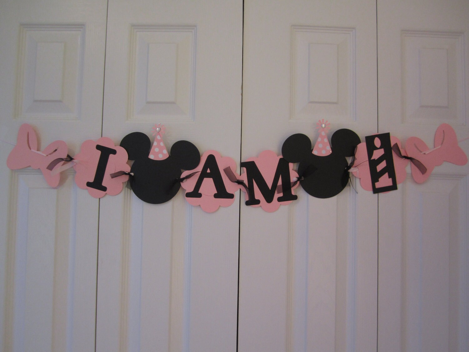 I AM 1 Minnie Mouse Birthday Banner - Etsy