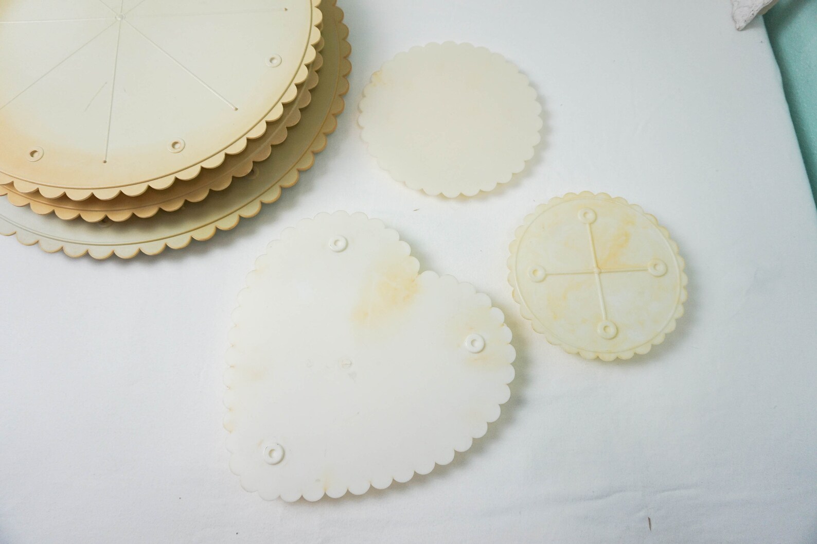 Set of Wilton Cake Tier Display Plates / Vintage Wedding Decor / Shabby ...