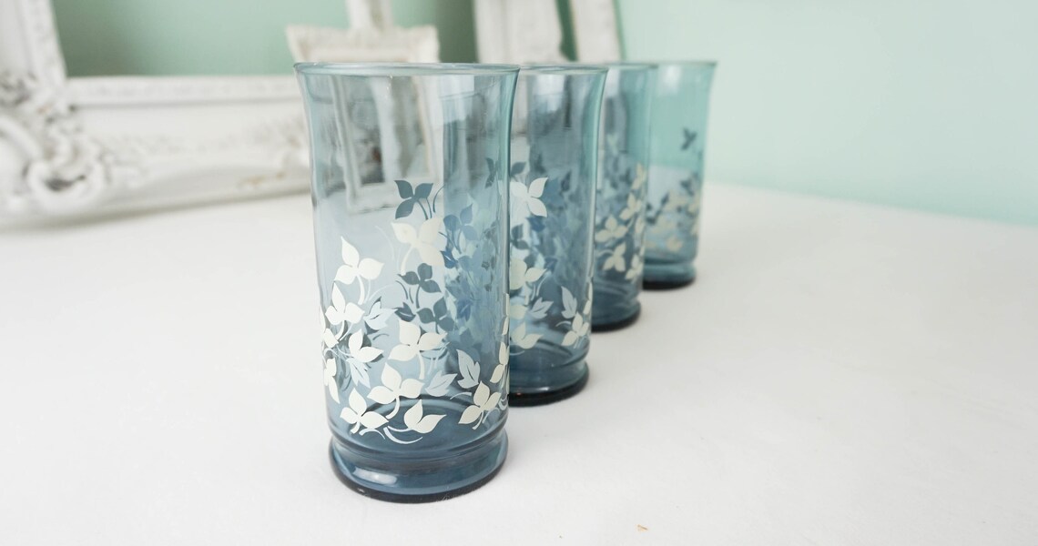 Set of 4 Blue Drinking Glasses / Vintage Table Barware - Etsy