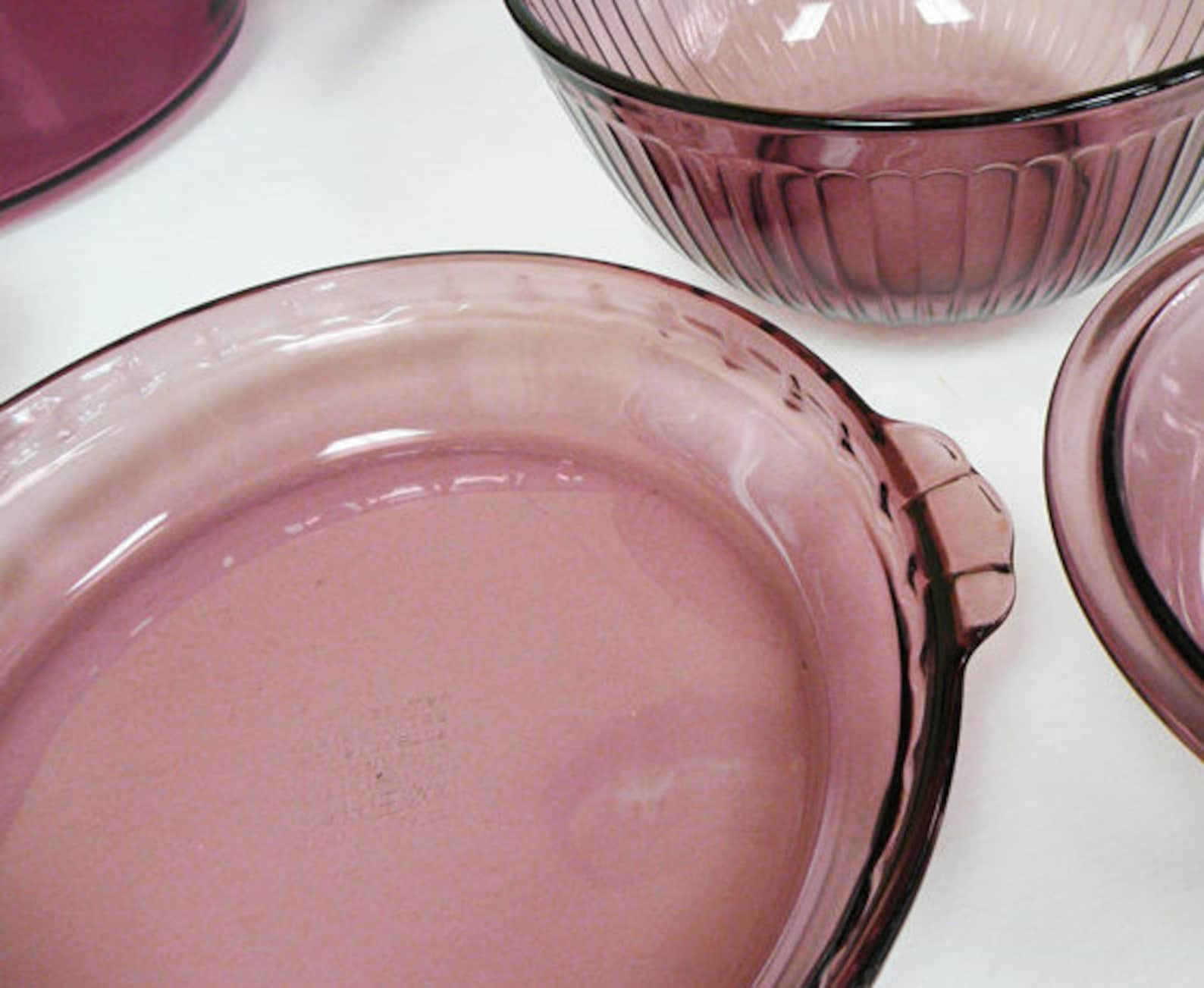 Vintage Pyrex Cranberry Purple Pie Plate / 70s Kitchen Serving | Etsy