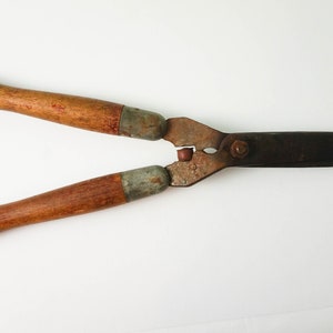 Large Wood Handled Hedge Trimmer / Vintage Hand Garden Tool / Pruner ...
