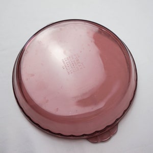 Vintage Pyrex Cranberry Purple Pie Plate / 70s Kitchen Serving Glass - Etsy
