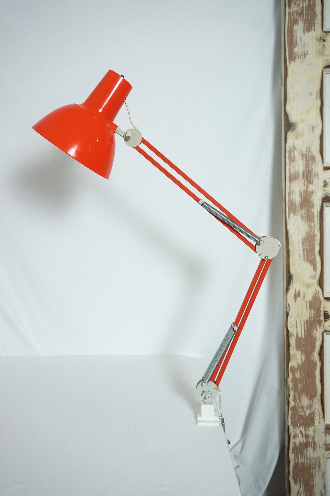 Bright Red Articulating Work Light / Vintage Mod Desk Lamp / - Etsy