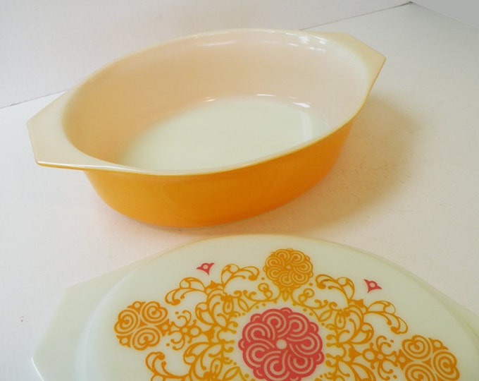 Pyrex Seville Rare Bright Orange and Pink Casserole // 70s Kitchen ...