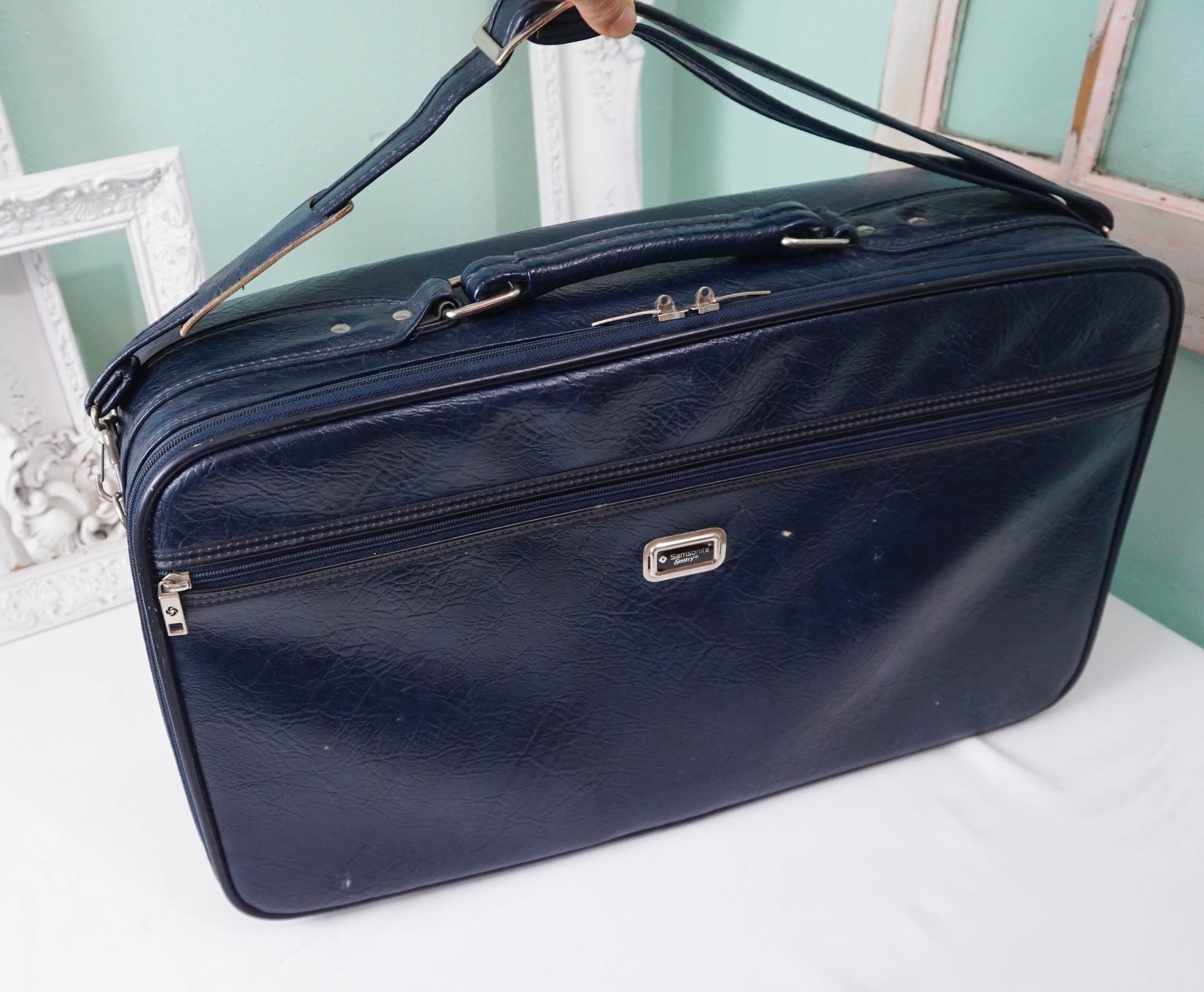 Samsonite Sentry Vinyl Carry on Suit Case / Vintage Blue Soft Side ...