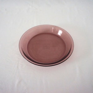 Pyrex Originals Cranberry Glass Purple Pie Plate / 70s Kitchen Bakeware ...