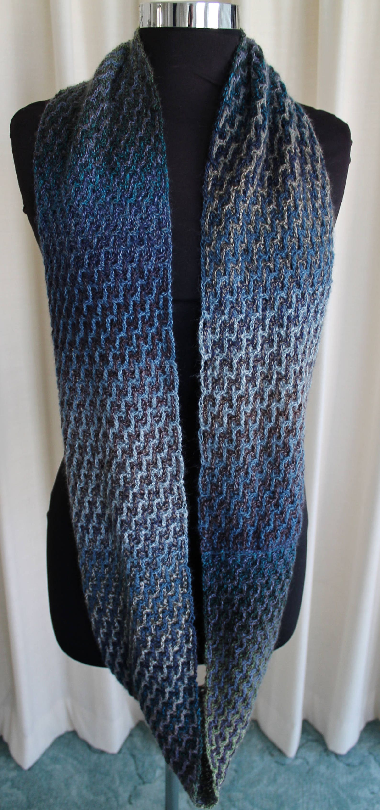 Crochet Pattern - Interlocking Cowl - Etsy