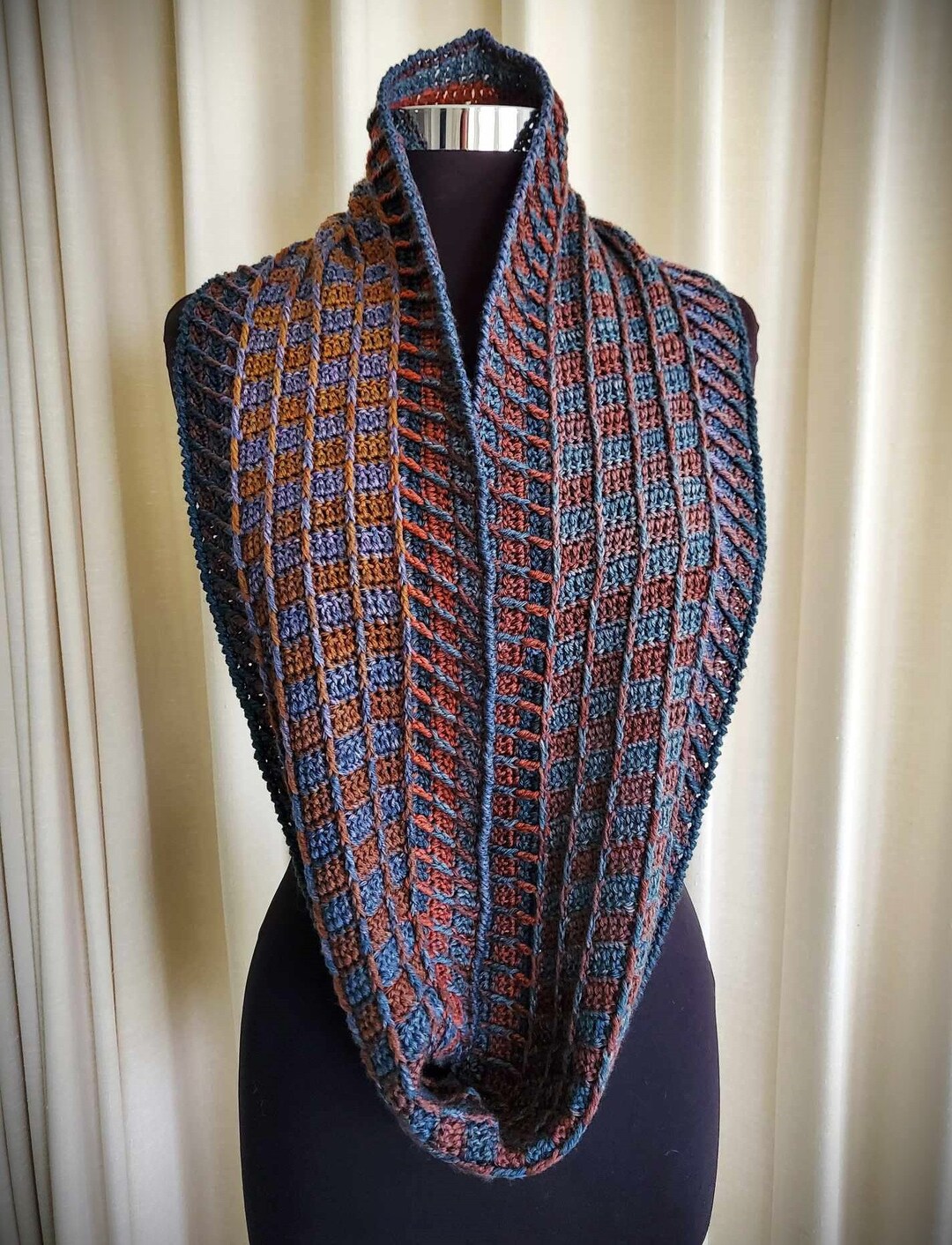Crochet Pattern - Tilting Tracks Crochet Cowl - Etsy