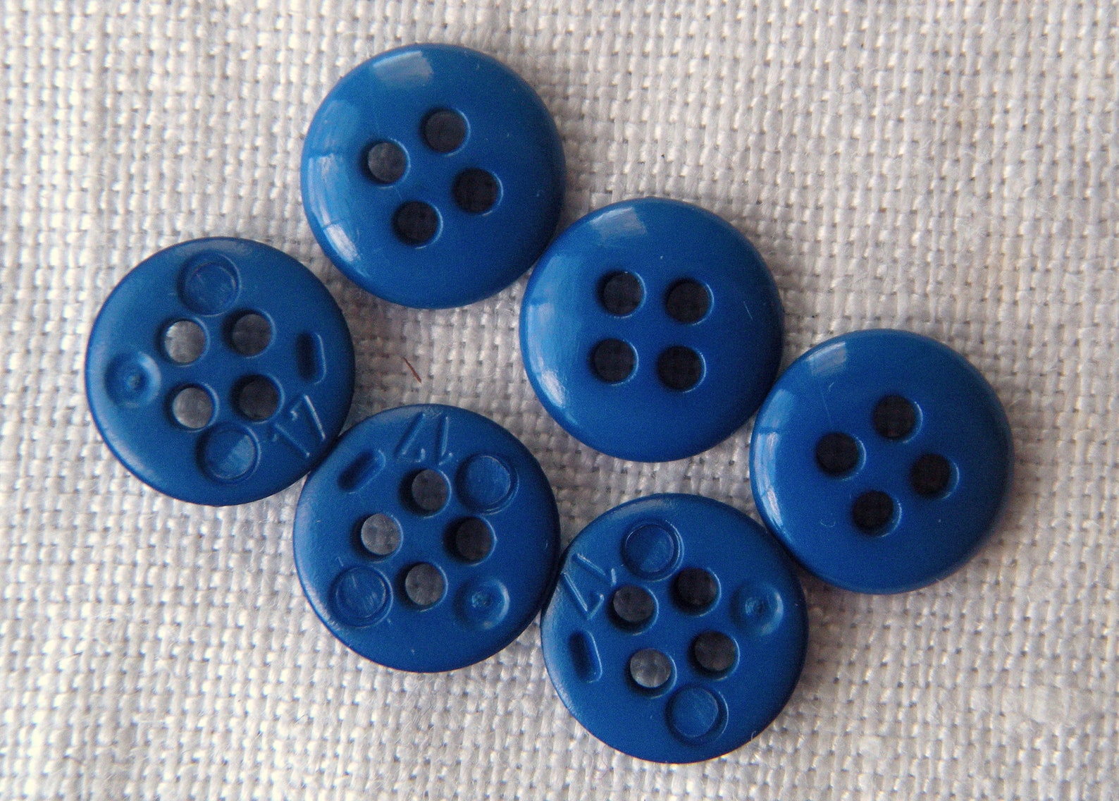 10 pequeños botones azules 11 mm brillante sin borde 4 | Etsy