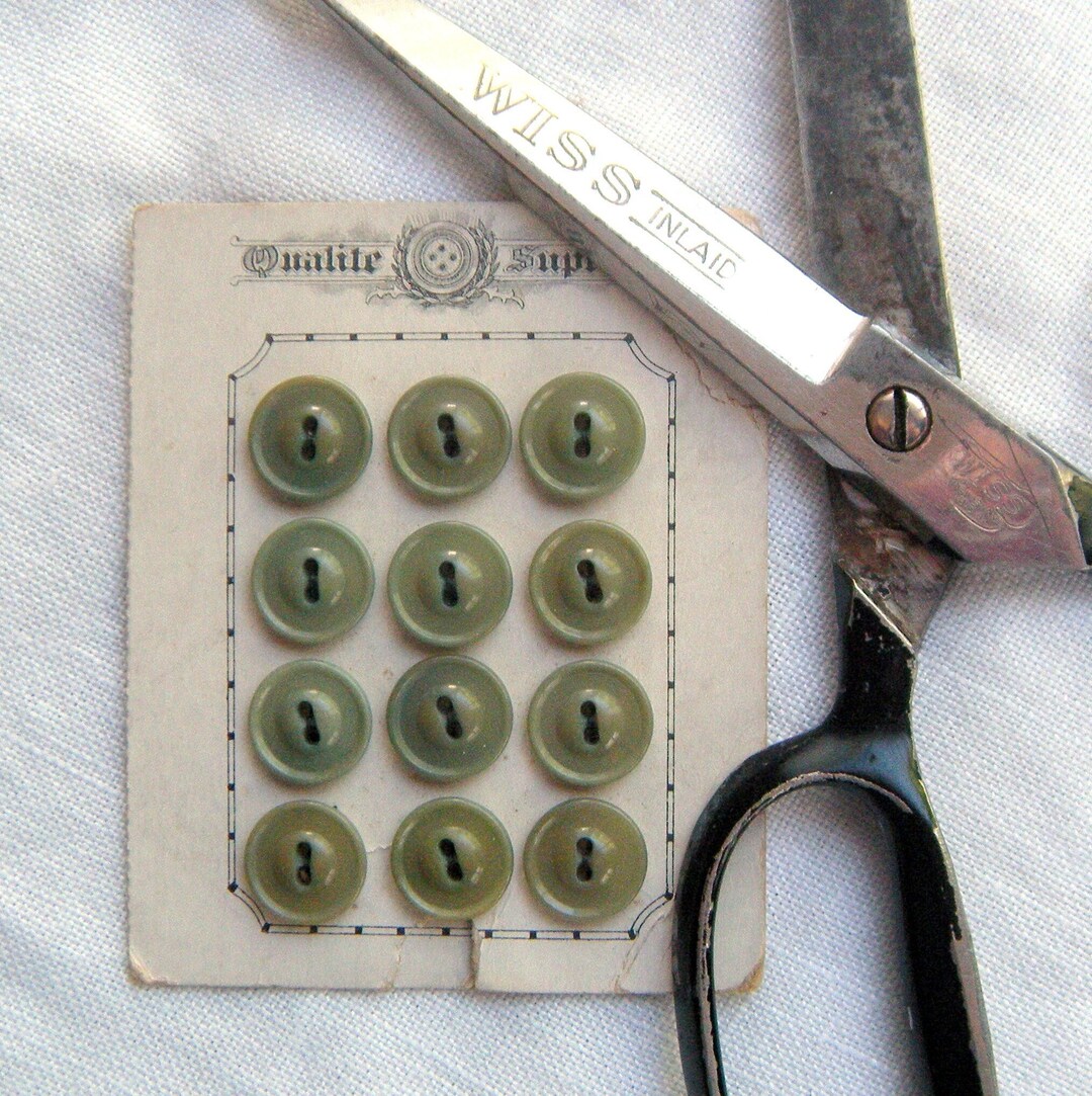 12 Glossy 13 Mm, Khaki Olive Green Shirt Buttons, Light Catching ...