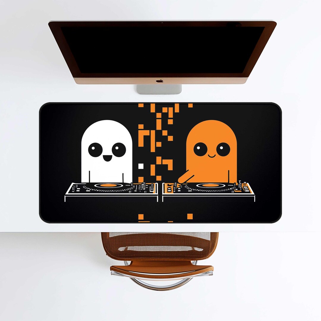 Anime Neoprene Desk Mat: Pixel Art Design DJ Ghost Mouse Pad Kawaii ...