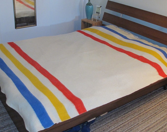 Wool of the WEST Point BLANKET by Portland Woolen Mills. Canadian ...