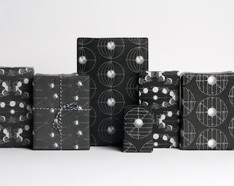 Vintage Postage Stamp Wrapping Paper / 12 Sheets