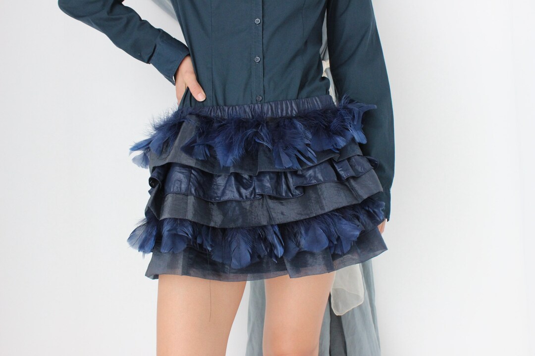 MADE IN ITALY 2000s Patrizia Pepe Layered Feather & Organza Voluminous ...