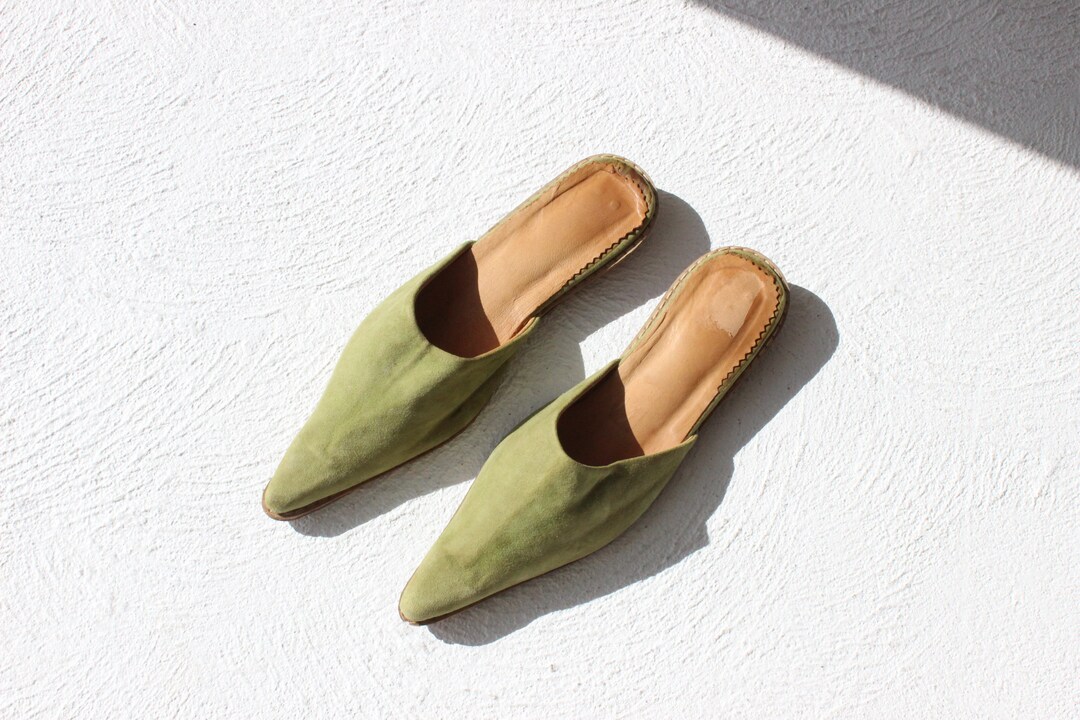 Vintage Suede Leather Pointed Toe Slides / Slip on Flats ~ Euro 38 / AU ...
