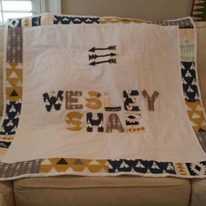 Personalized Quilt With Applique Design - Etsy