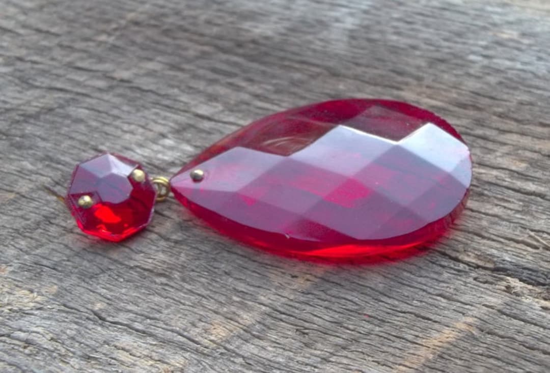 Vintage 2 Ruby Red Chandelier Crystal Teardrop With Diamond Facets - Etsy