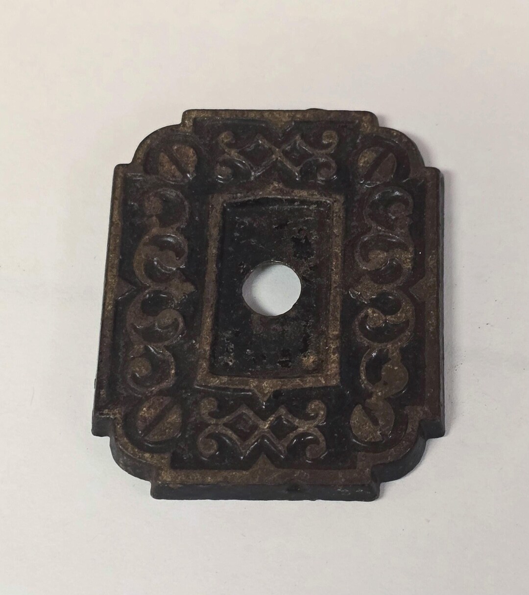 Rectangular Eastlake Rosette With Round Hole for Ceiling Hook Screw - Etsy