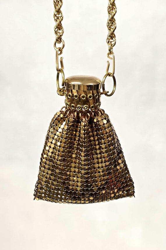 Gold Metal Mesh Coin Purse on Heavy Gold Rope Crossbo… - Gem