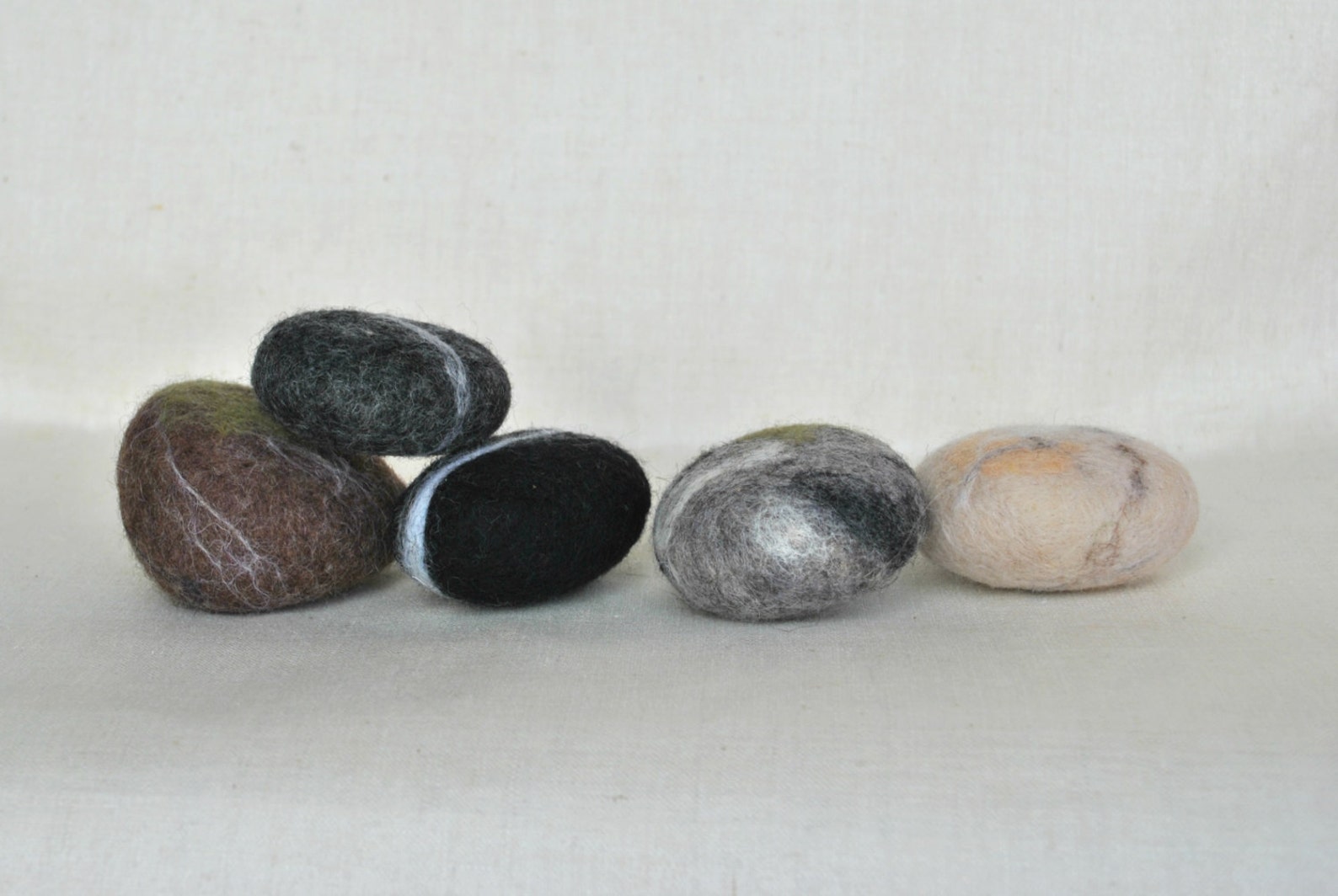 Natural Wool Rocks, 5 Felt Stones Set, River Pebbles Wool Bowl Filler ...