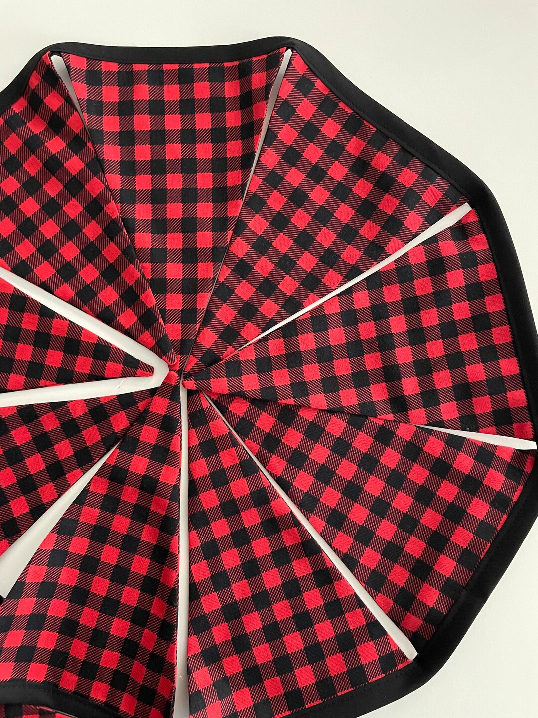 Red & Black Buffalo Plaid Fabric Bunting Banner. Buffalo Plaid Pennant ...