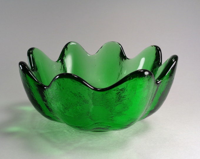 Blenko Glass Salad Bowl, Lotus Petal, Art Glass, Emerald Green ...