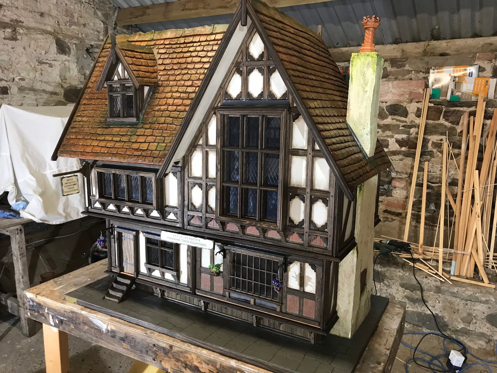 Instow Manor Tudor Dolls House - Etsy UK