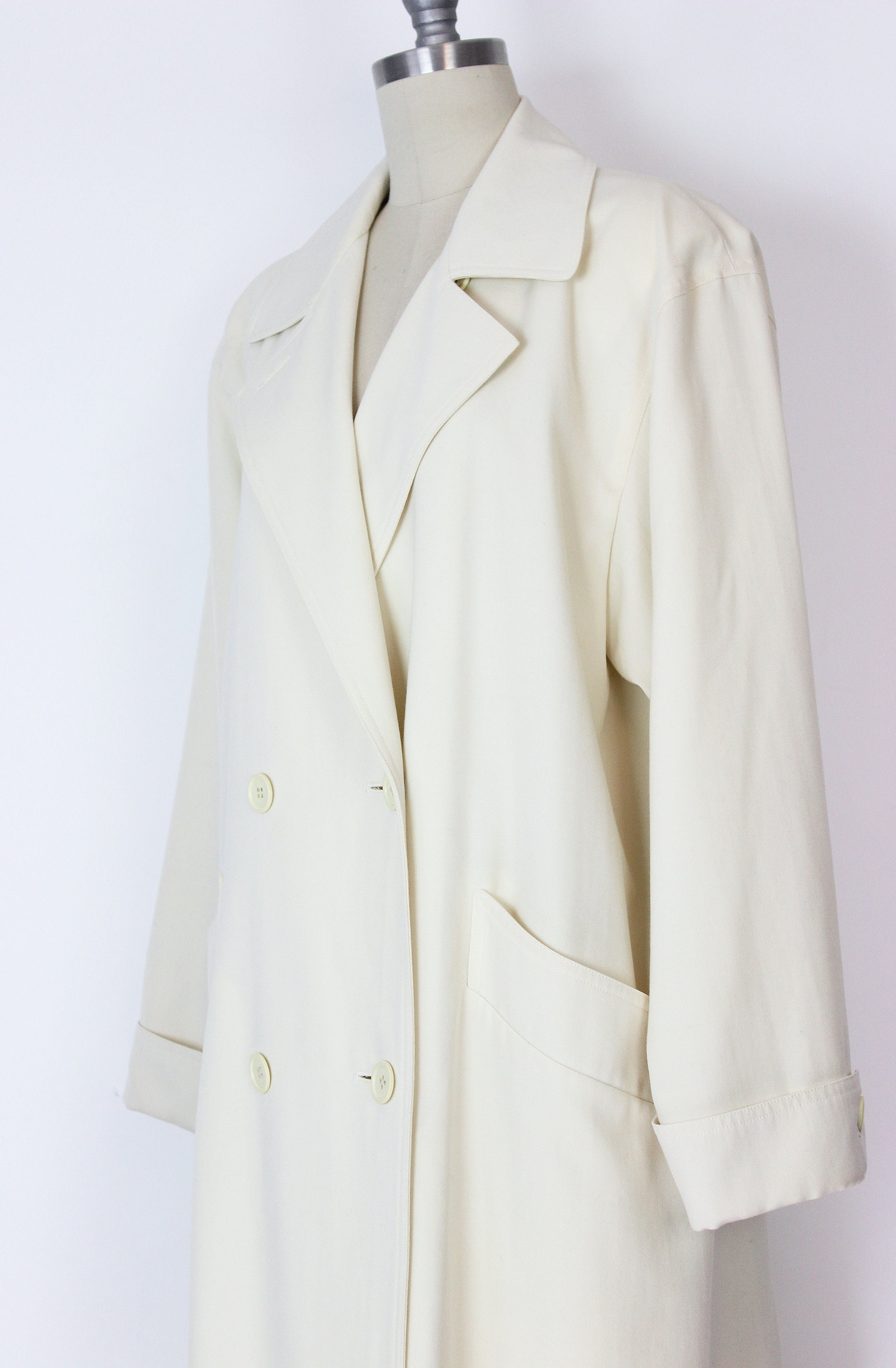 Vintage Cream Wool Coat 1980s LOUIS FERAUD Coat Designer | atelier-yuwa ...