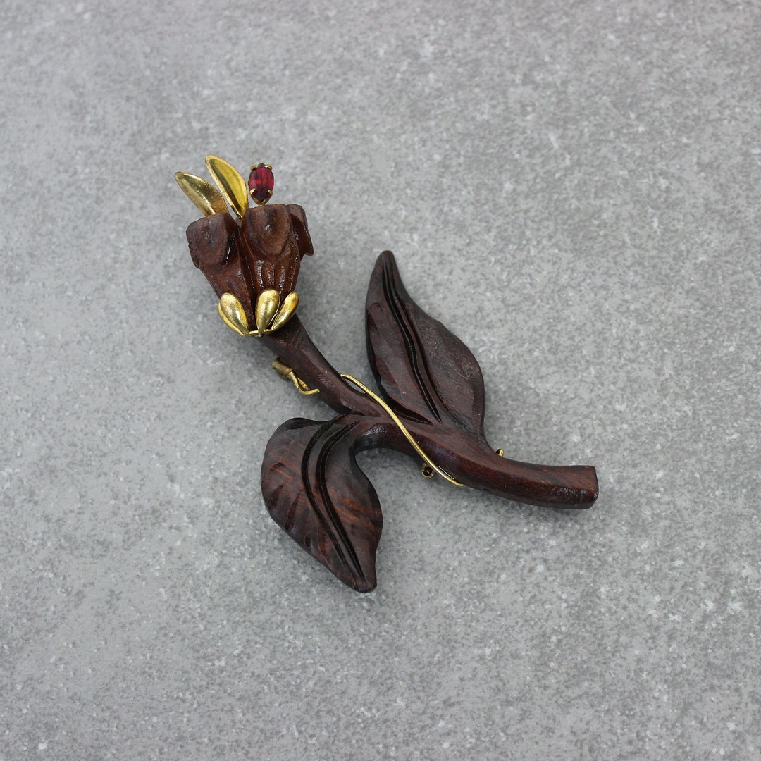 Vintage 40s Brooch / 1940s Wood Brooch / Wooden Flower Brooch Pin ...