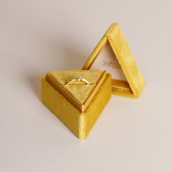 Chartreuse Velvet Jewelry Box - Etsy