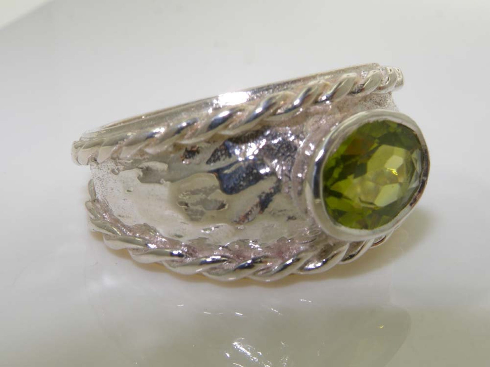 Contemporary 925 Sterling Silver Natural Peridot Rose Twist - Etsy