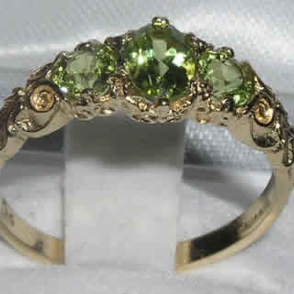 Gold Peridot Ring - Etsy
