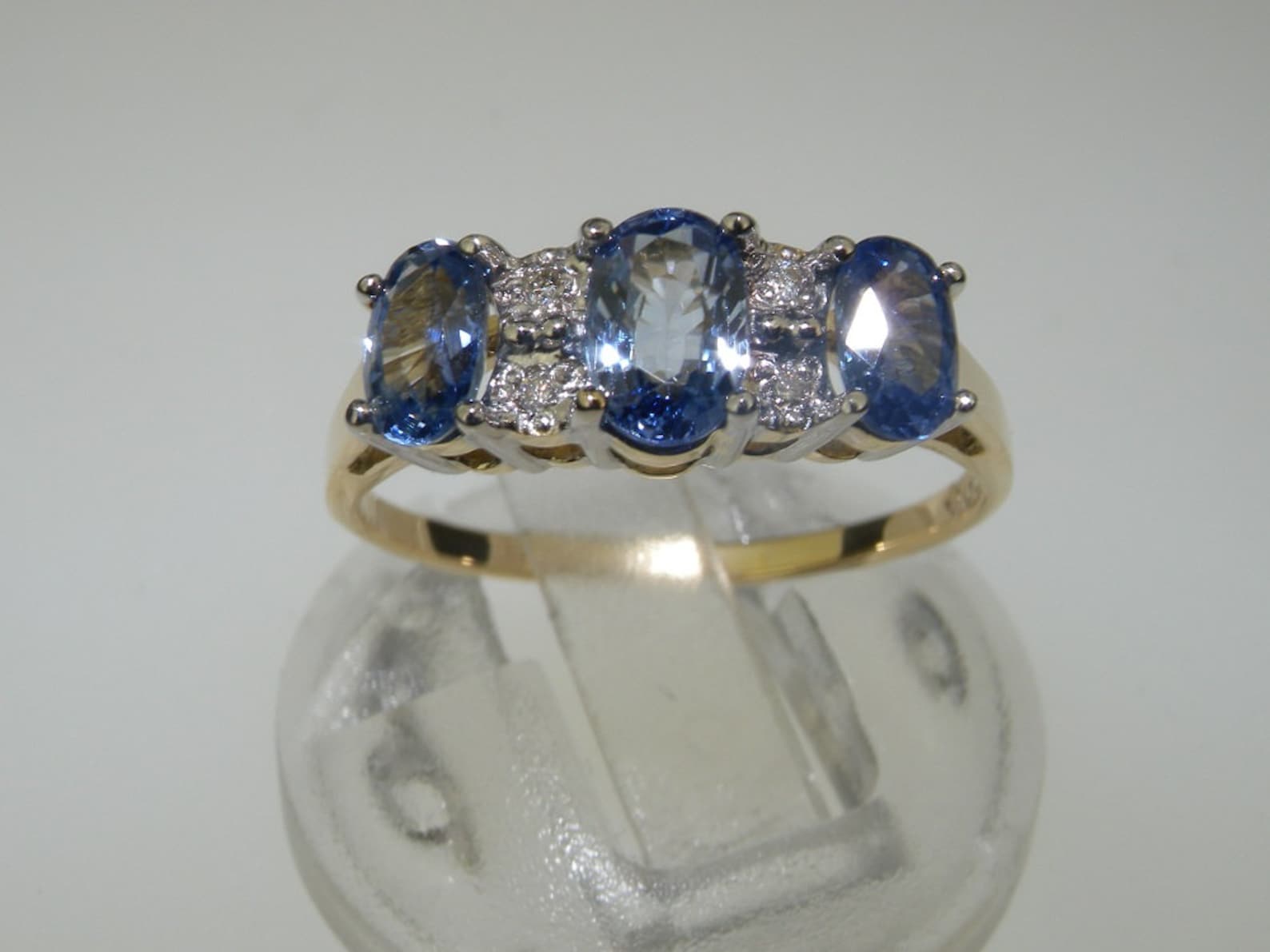 Stunning 9K Yellow Gold Ceylon Sapphire & Diamond Trilogy Ring - Etsy