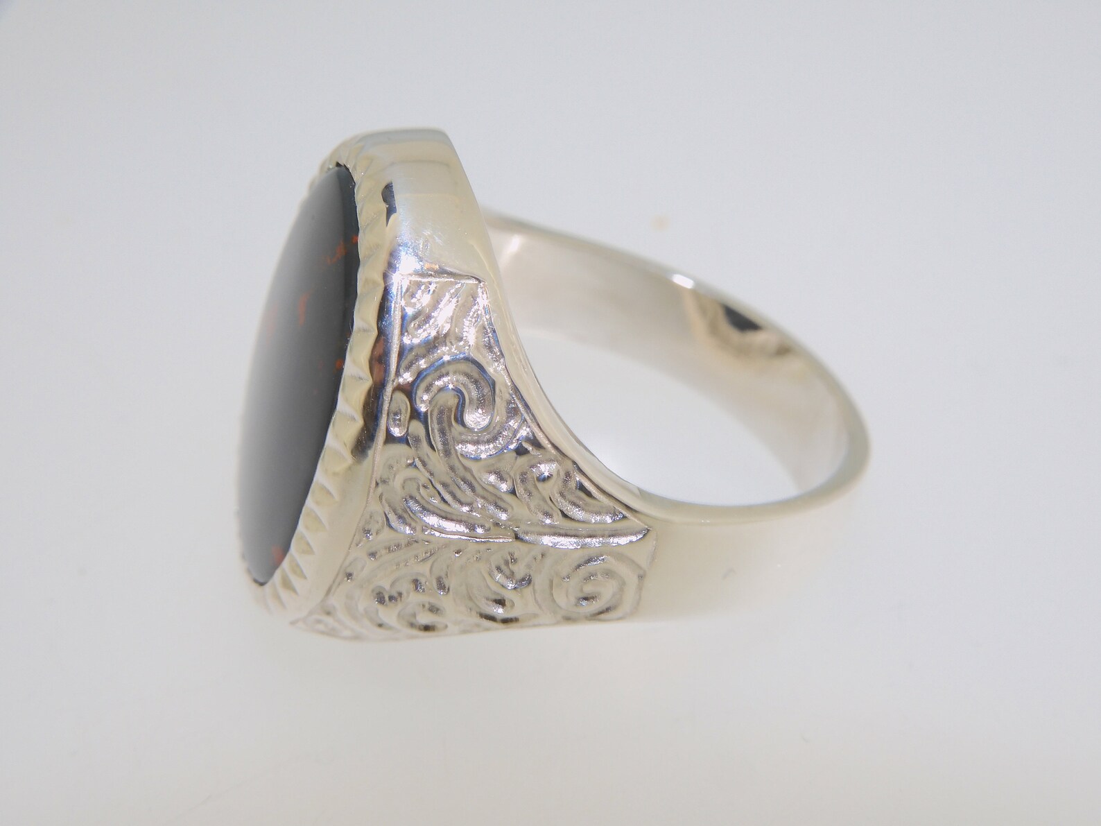 Stunning Mens Sterling Silver Bloodstone Signet Ring With Milled Edge ...