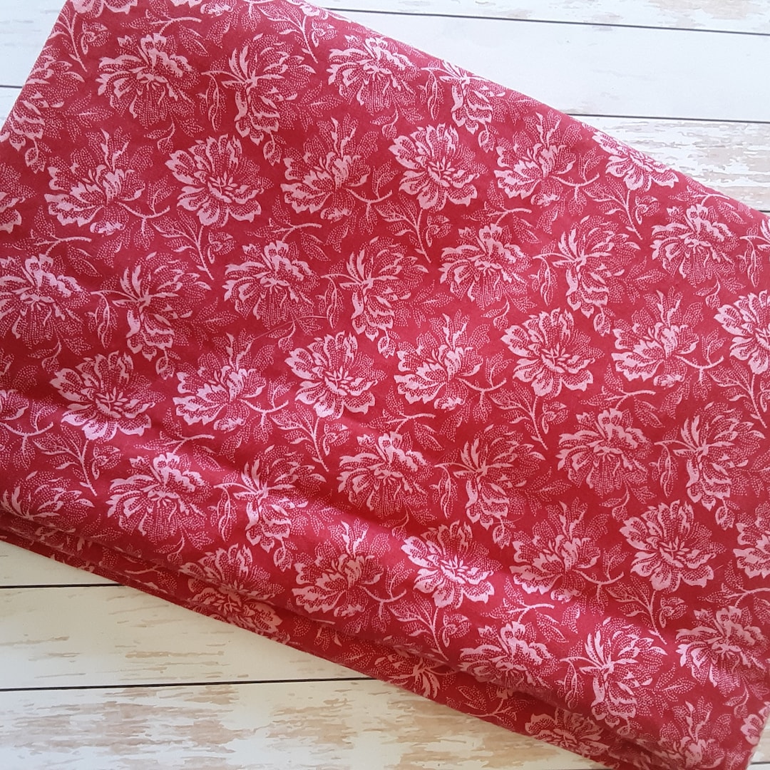 Pink and Red Floral Fabric, Red Fabrics, Floral Fabrics, Cotton Fabrics ...