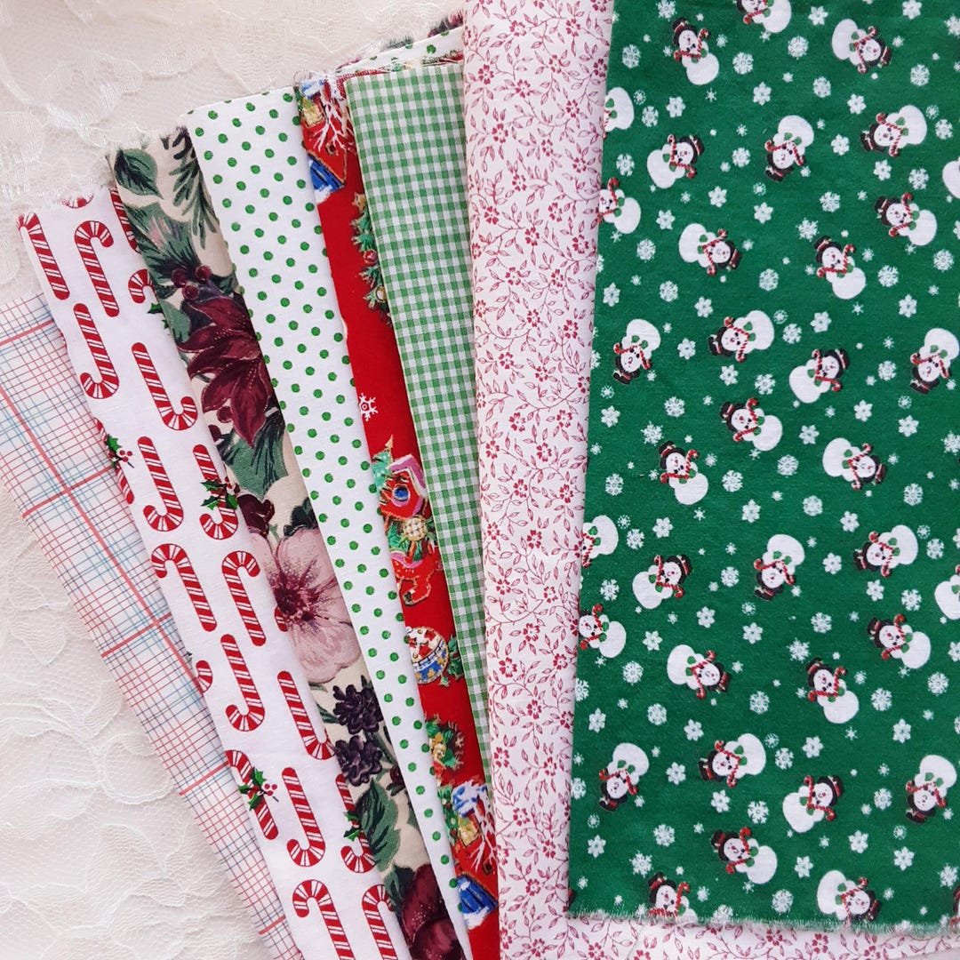 Vintage Christmas Fabric Pack, Set of 8, 11 X 14, Holiday Fabrics ...